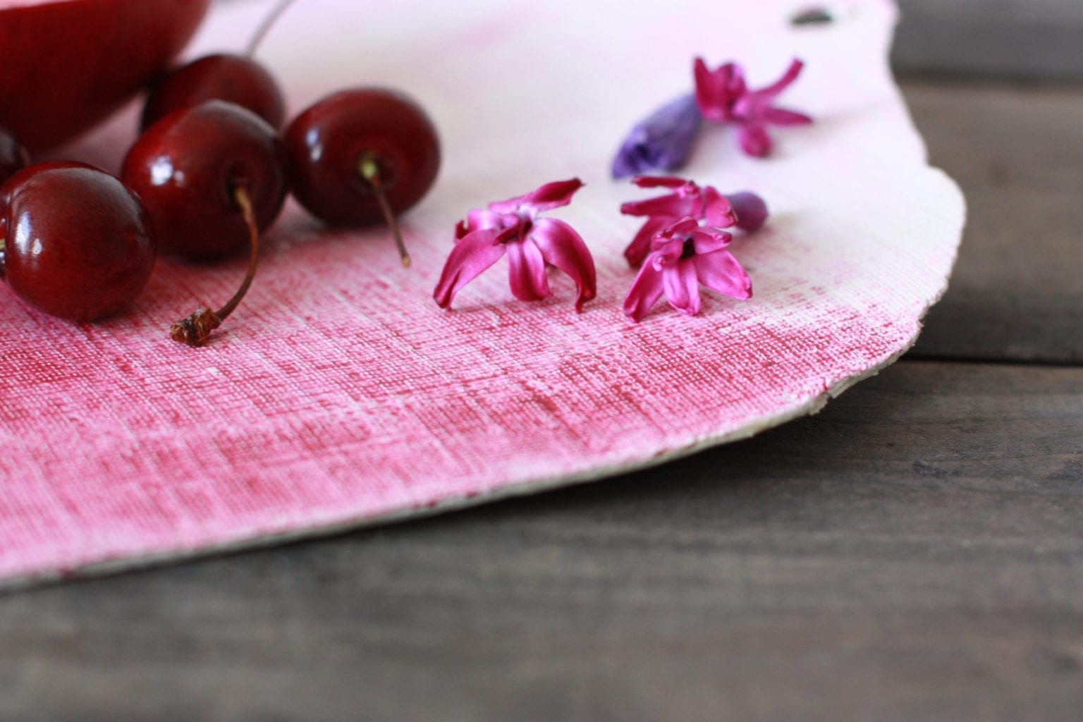 Painted Ceramic Platters by Abigail*Ryan | Annie Sloan