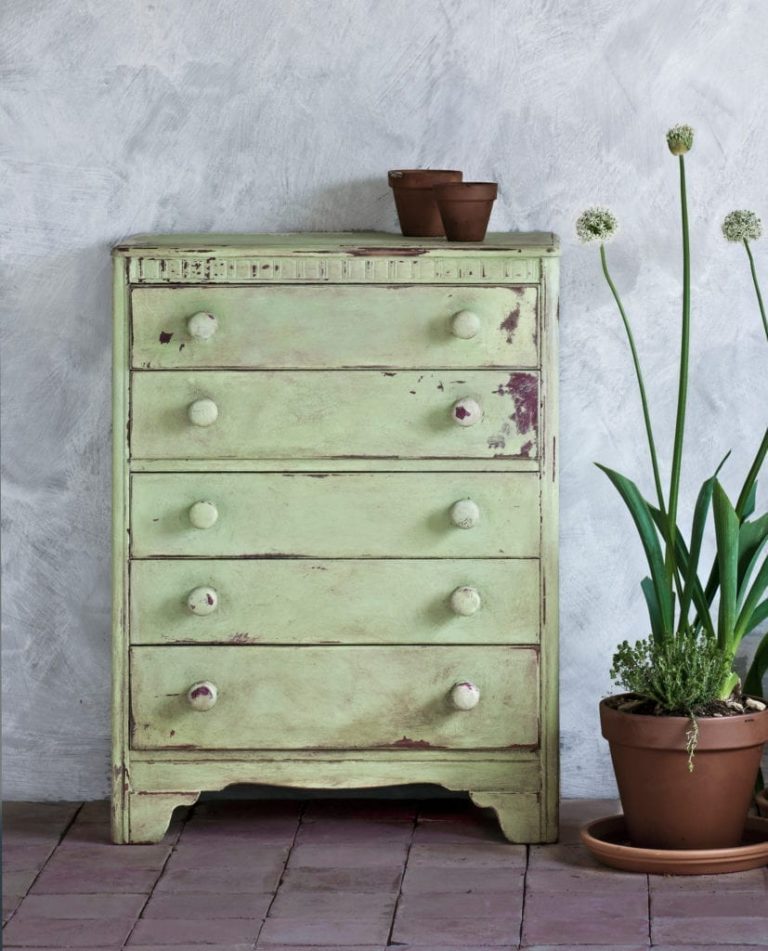 Distressed Rustic Dresser by Annie Sloan | Annie Sloan
