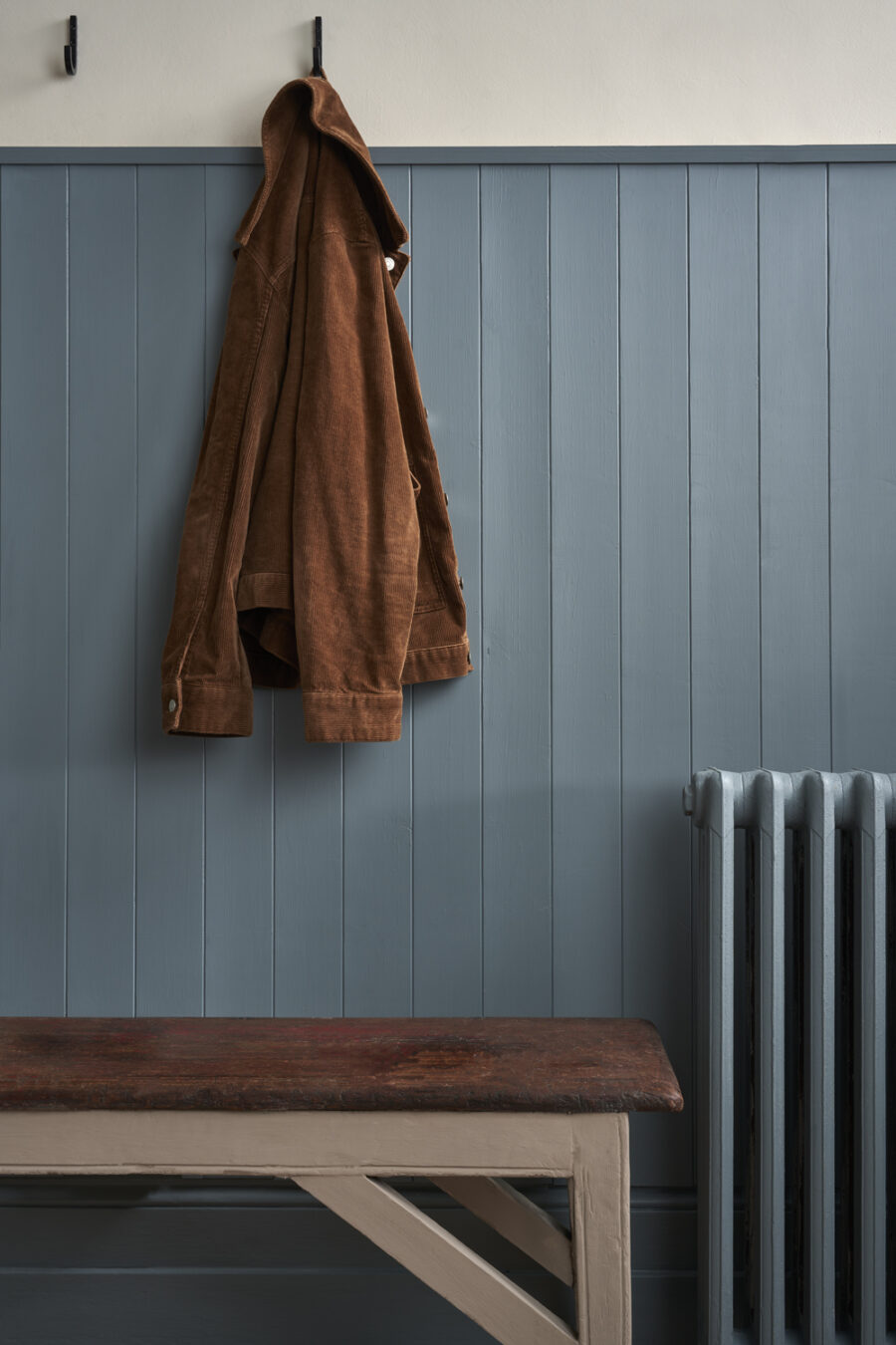 Steel Blue Satin Paint | Cambrian Blue | Annie Sloan