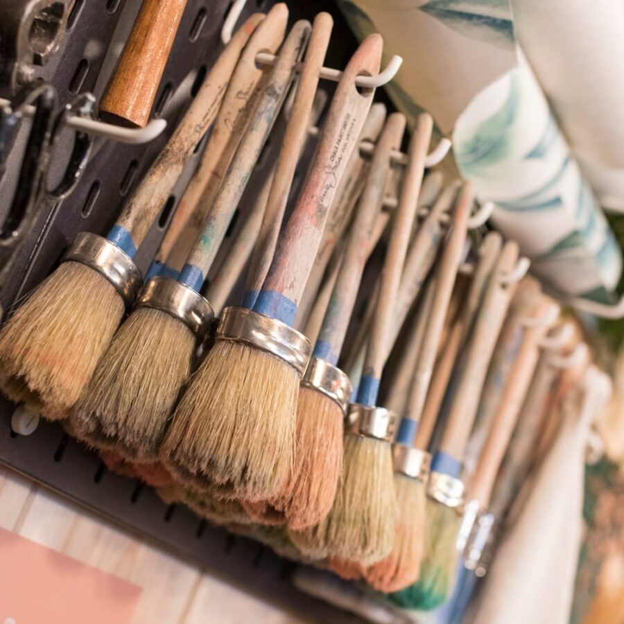 How to Paint Internal Walls with Chalk Paint | Annie Sloan