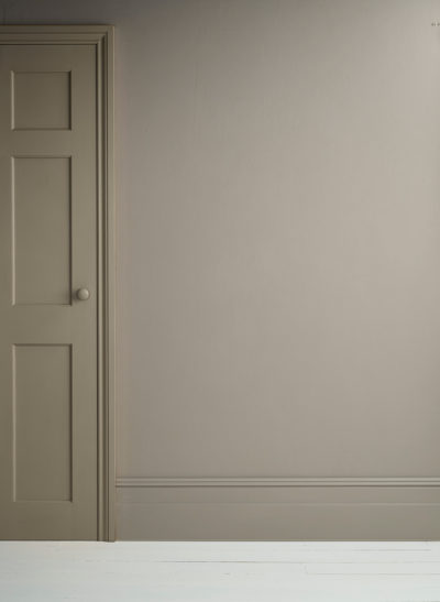 Grey Satin Paint | French Linen | Annie Sloan